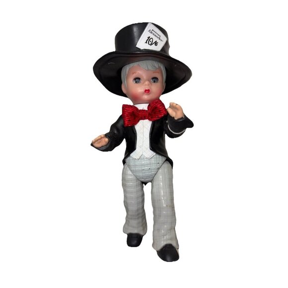 Madame Alexander | Toys | 20 Madame Alexander Mad Hatter Mcdonalds ...